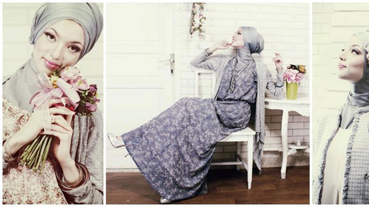 Penampilan Hijab Feminin Dengan Baju Motif Bunga