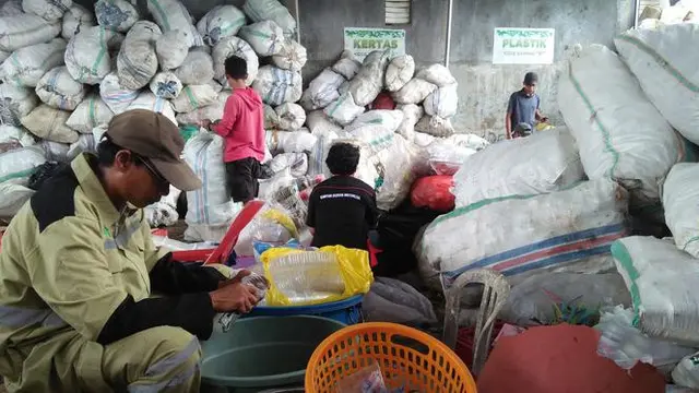 Yuk Kumpulkan, Sampah Sachet dan Botol HDPE Bekas Kini Ada Nilainya ...