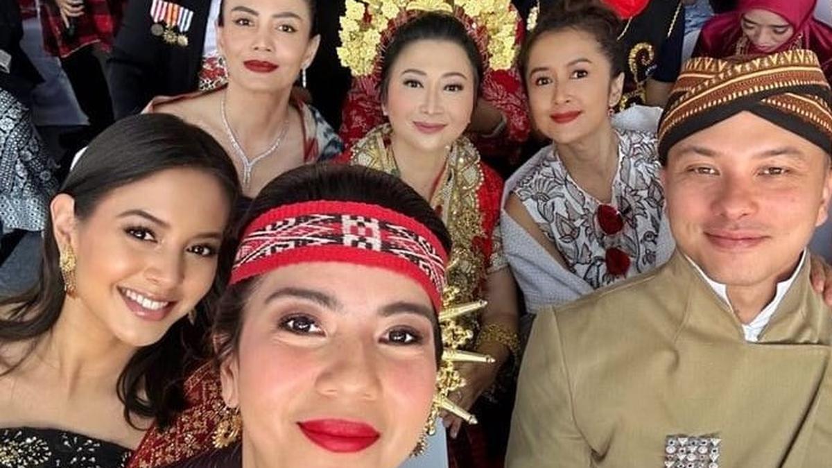 HUT ke-78 RI di Istana Negara Bertabur Bintang, dari Nicholas Saputra ...