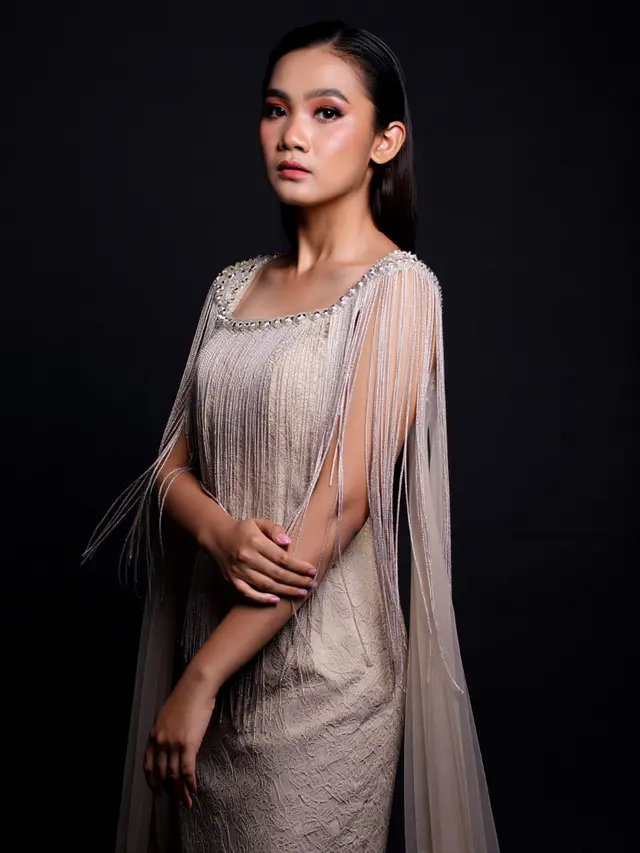 9 Model Payet Kebaya Brokat untuk Wanita Elegan Masa Kini, Anggun di ...