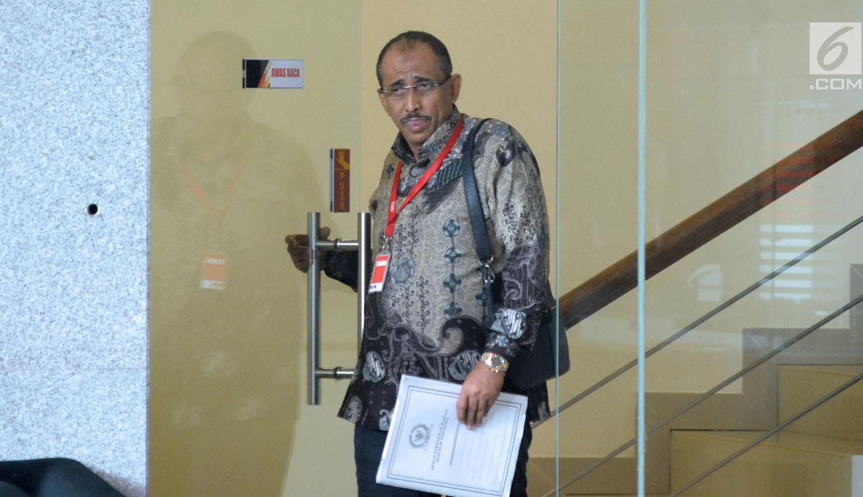 FOTO: Kasus E-KTP, Mantan Anggota DPR Diperiksa KPK