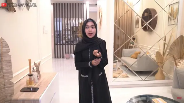 11 Potret Rumah Ria Ricis yang Didekorasi Ulang Menjadi Seperti Hotel ...
