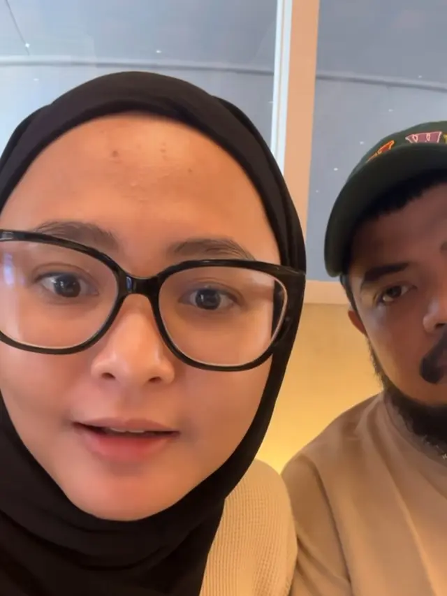 7 Potret Rigen Umumkan Istri Hamil Anak Ketiga, Indah: KB Spiral Jebol ...