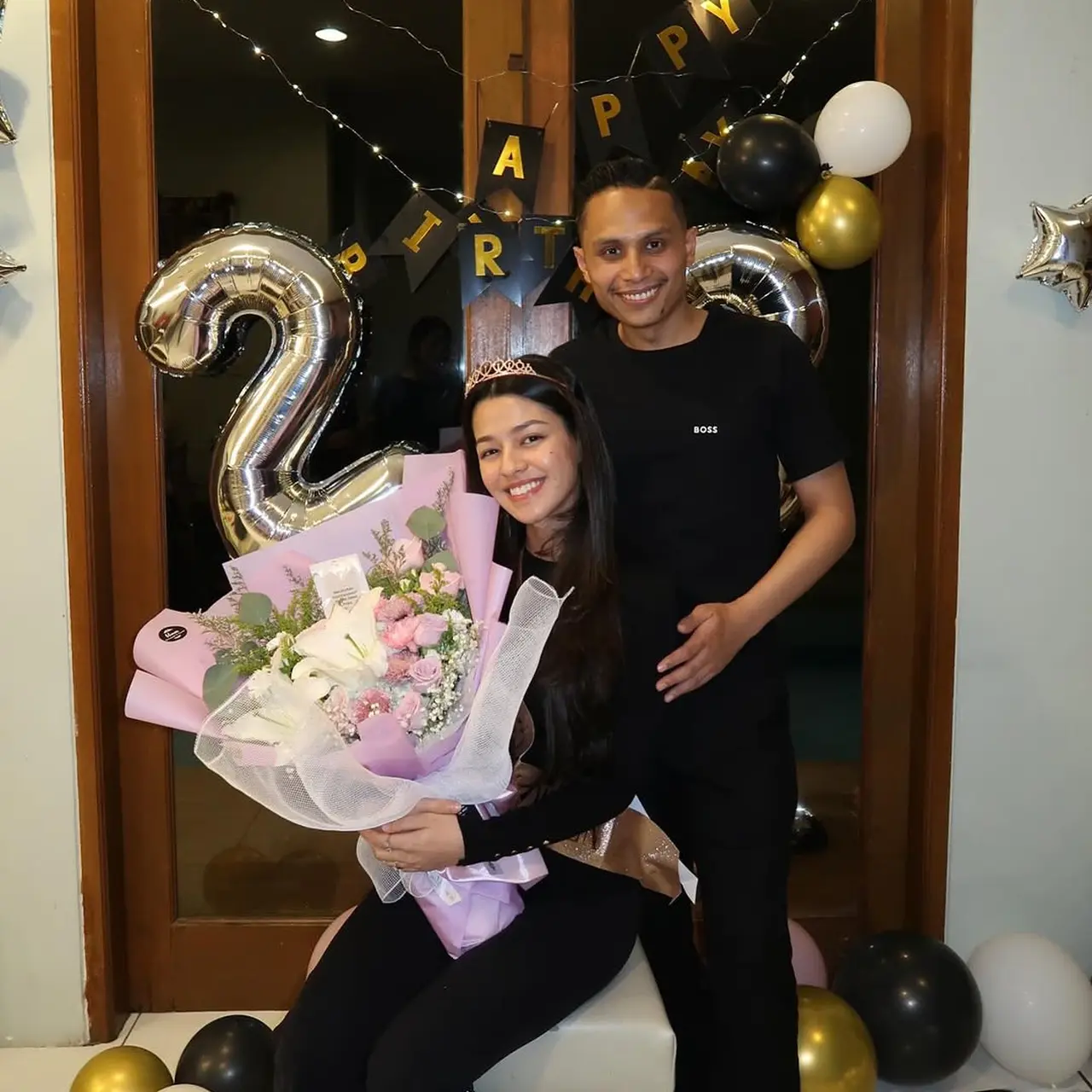 6 Potret Susan Sameh Rayakan Ultah Perdana Bareng Suami, Bahagianya ...