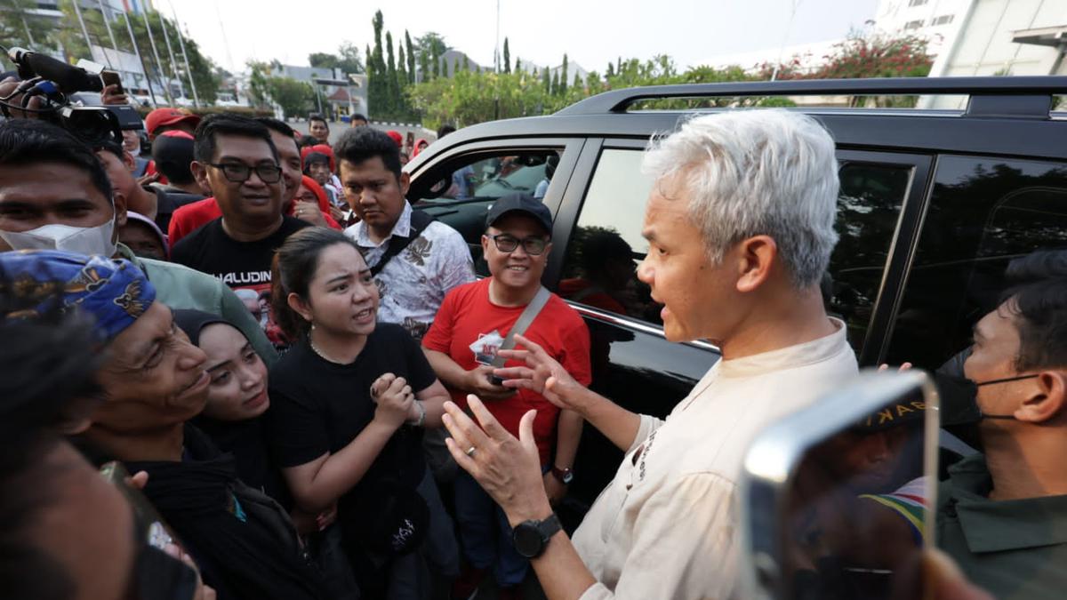 Sambangi Cirebon, Ganjar Tampung Aspirasi Tiktoker soal Regulasi ...