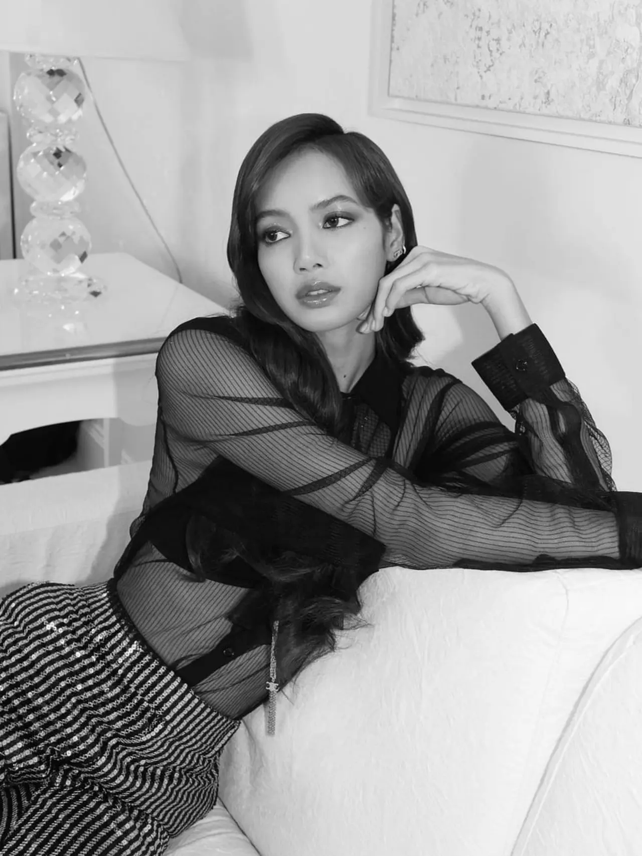 Sempat tak Pede Hingga tak Ingin Ubah Gaya Poni, Potret Lisa BLACKPINK ...