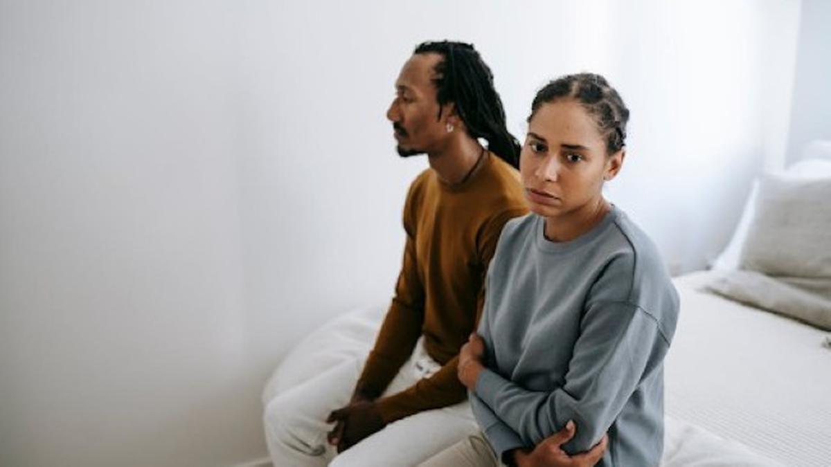 5 Zodiak yang Paling Sering Terjebak Friendzone, Cinta Bertepuk sebelah ...