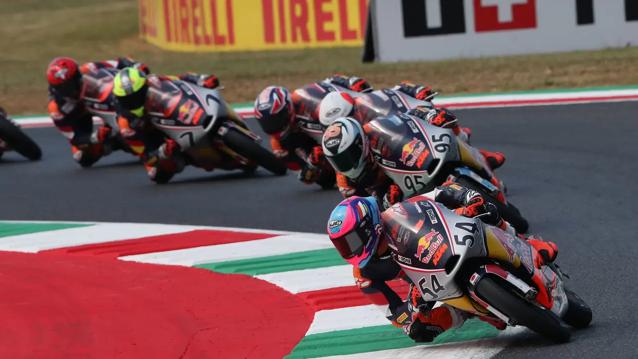 Veda Ega Pratama Finis P2 Lagi di Bull MotoGP Rookies Cup 2025 Austria ...