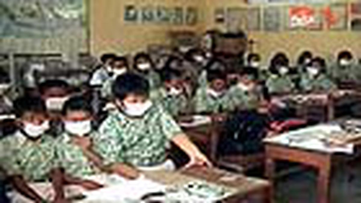 Bau Menyengat Meruap dari Pengeboran - Video Liputan6.com