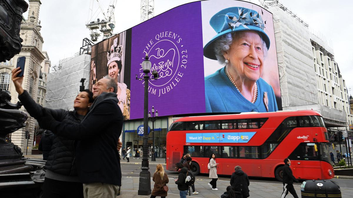FOTO: 70 Tahun Kepemimpinan Ratu Elizabeth II - Foto Liputan6.com