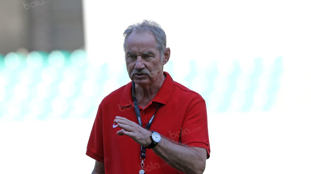 Alfred Riedl Masih Cari Pemain Ideal buat Timnas di Semua Posisi