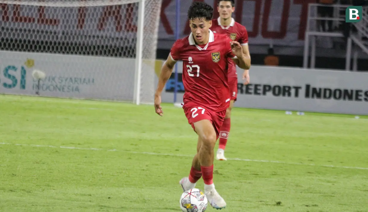 Foto: Momen Debut Rafael Struick dan Ivar Jenner saat Timnas Indonesia ...