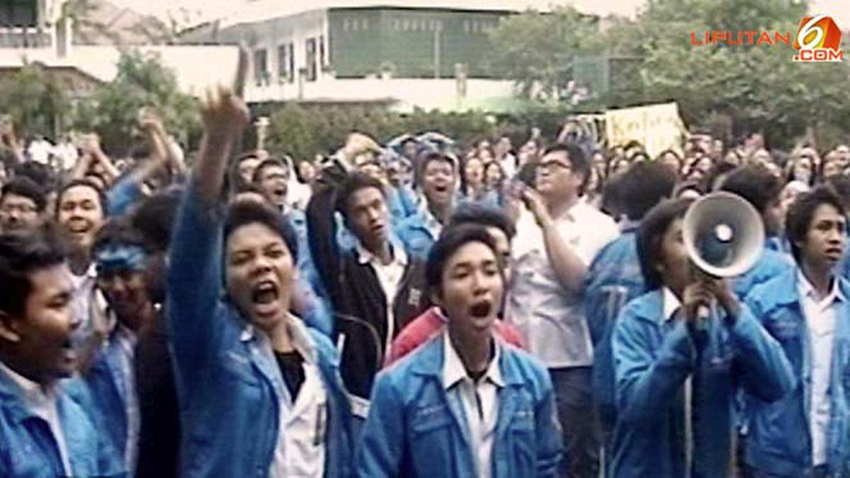 Siswa SMAN 77 Jakarta Tuntut Bimbel Diadakan Lagi - News Liputan6.com