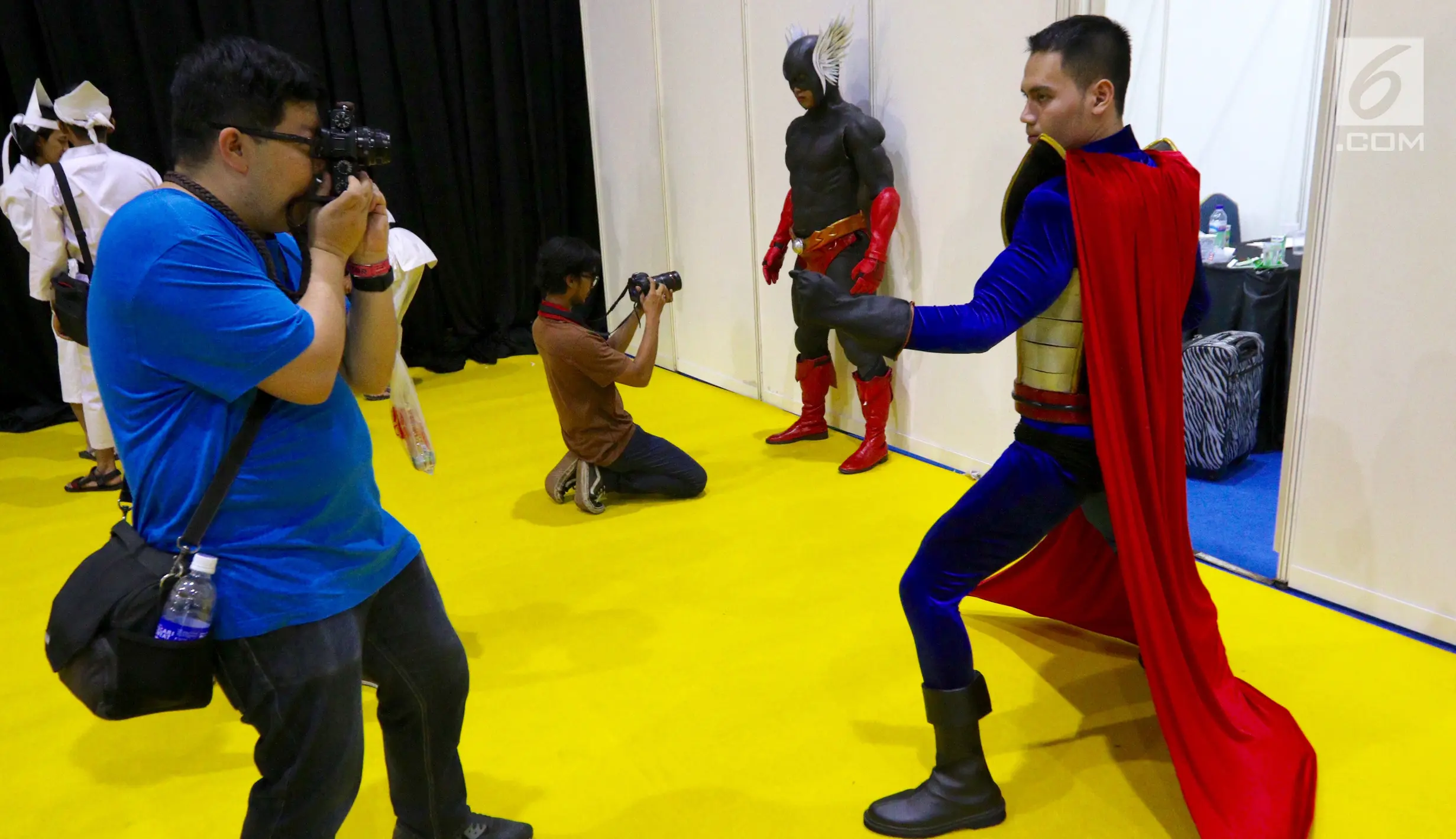 PHOTO: Para Cosplayer Unjuk Kostum di Festival Popcon Asia 2017 - Foto ...