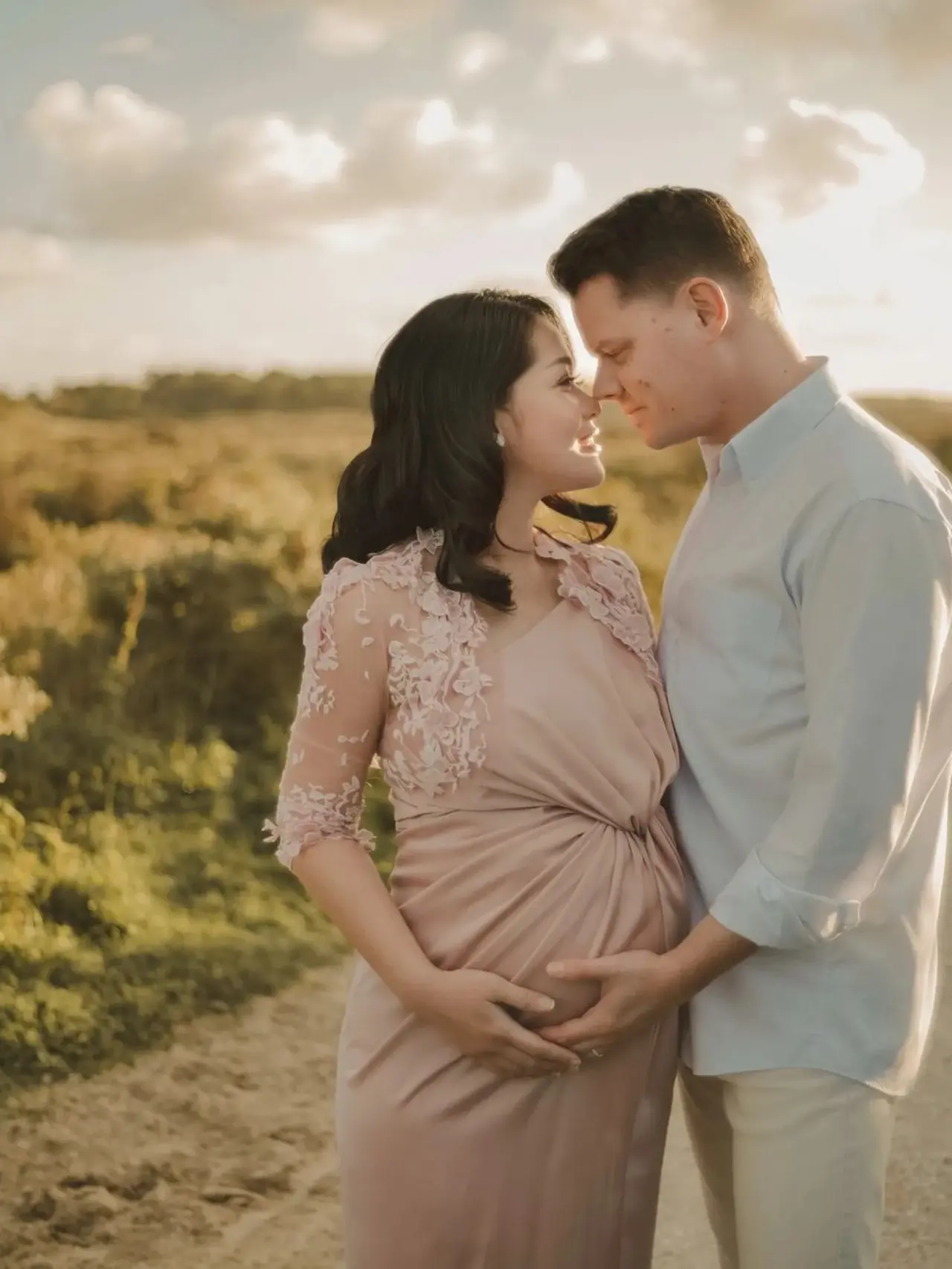 Selamat, Gracia Indri Melahirkan Bayi Perempuan di Belanda - ShowBiz Liputan6.com