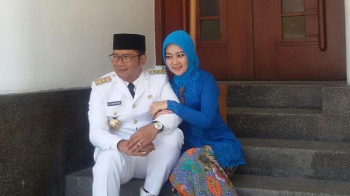 10 Potret Bukti Kemesraan Ridwan Kamil dan Si Cinta - Lifestyle Fimela.com
