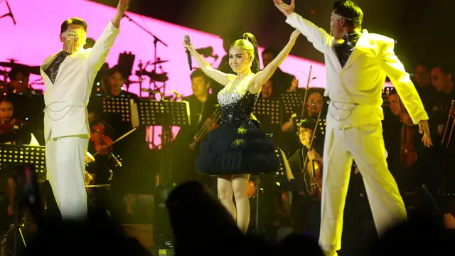 Yuni Shara Sukses Gelar Konser 3553 di Istora Senayan Jakarta, Diramaikan Nassar Hingga Ariel ...