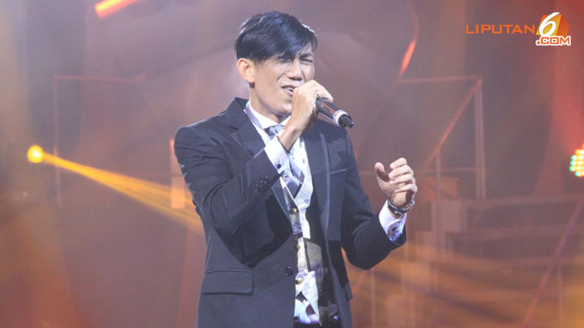 Abdi Bawakan Masterpiece Michael Jackson di Babak Live Show ke-4 ...