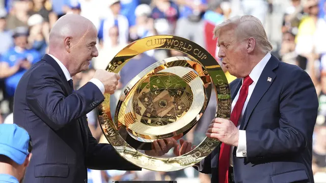 Polemik Trofi Piala Dunia Antarklub: Presiden AS Donald Trump Simpan ...