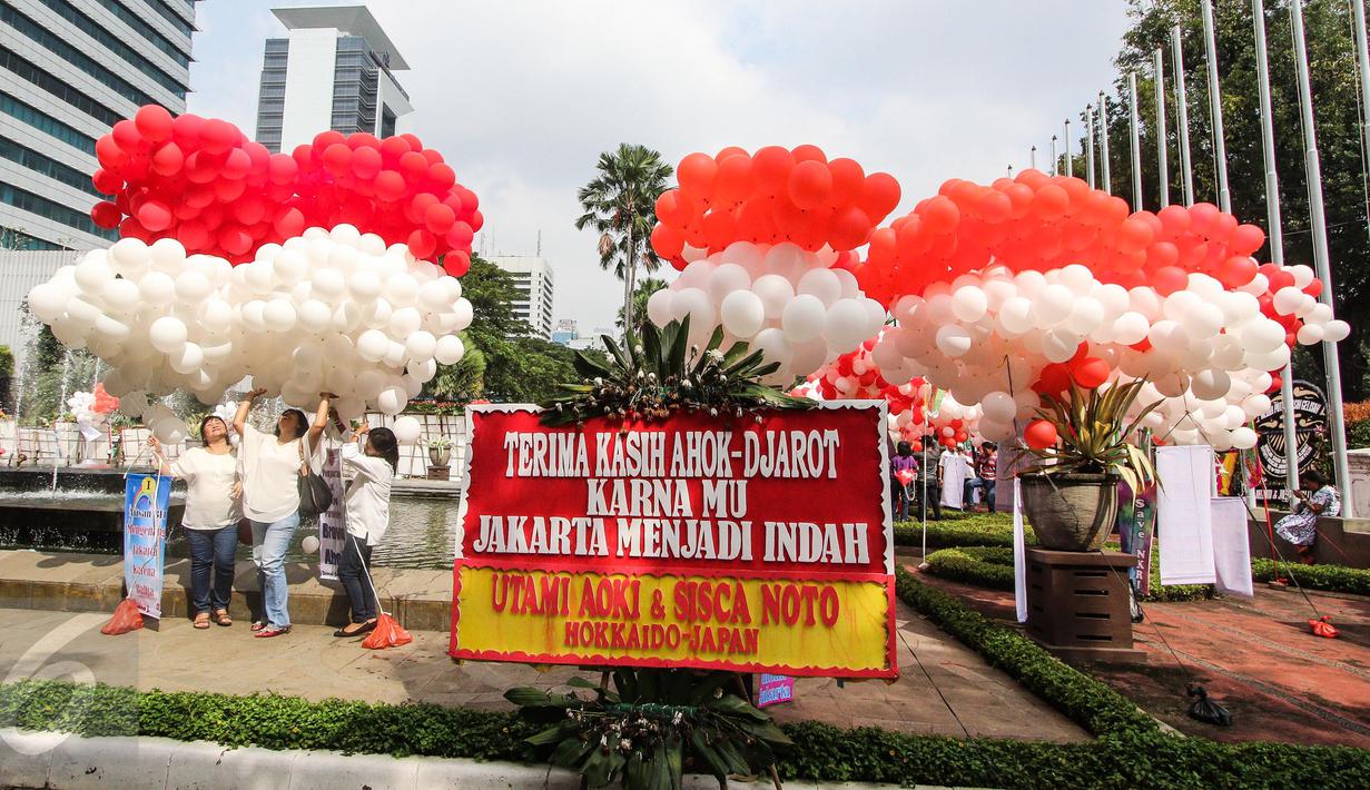 Balai Kota Jakarta Dihiasi Ribuan Balon Merah Putih - Foto Liputan6.com