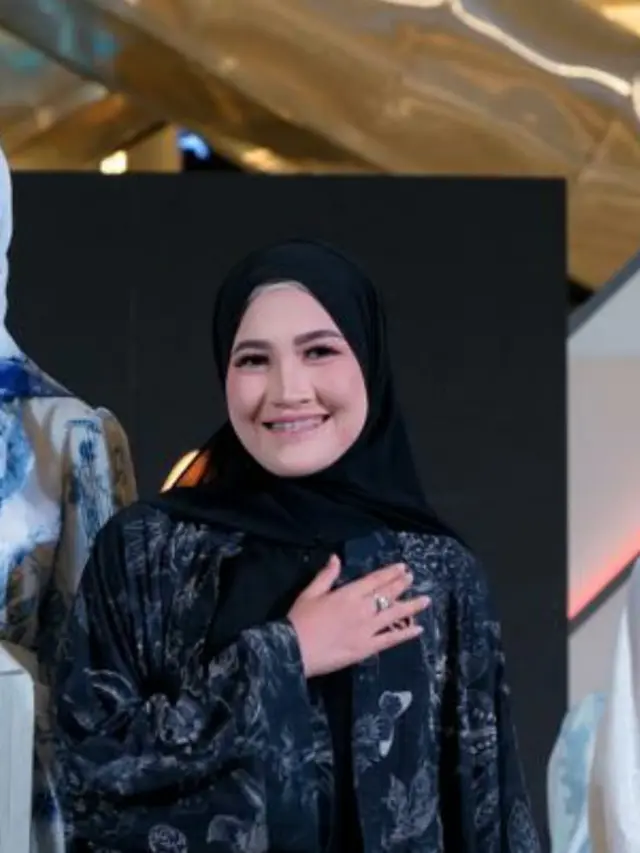 Desainer Pratiwi Anggraeni Ramaikan Dunia Seni, Ikut Fashion Trunk ...