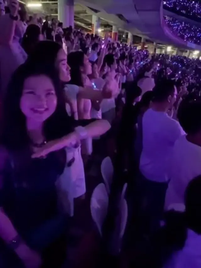 6 Potret Felicia Tissue Kenang Konser Taylor Swift di Singapura, Tepat ...