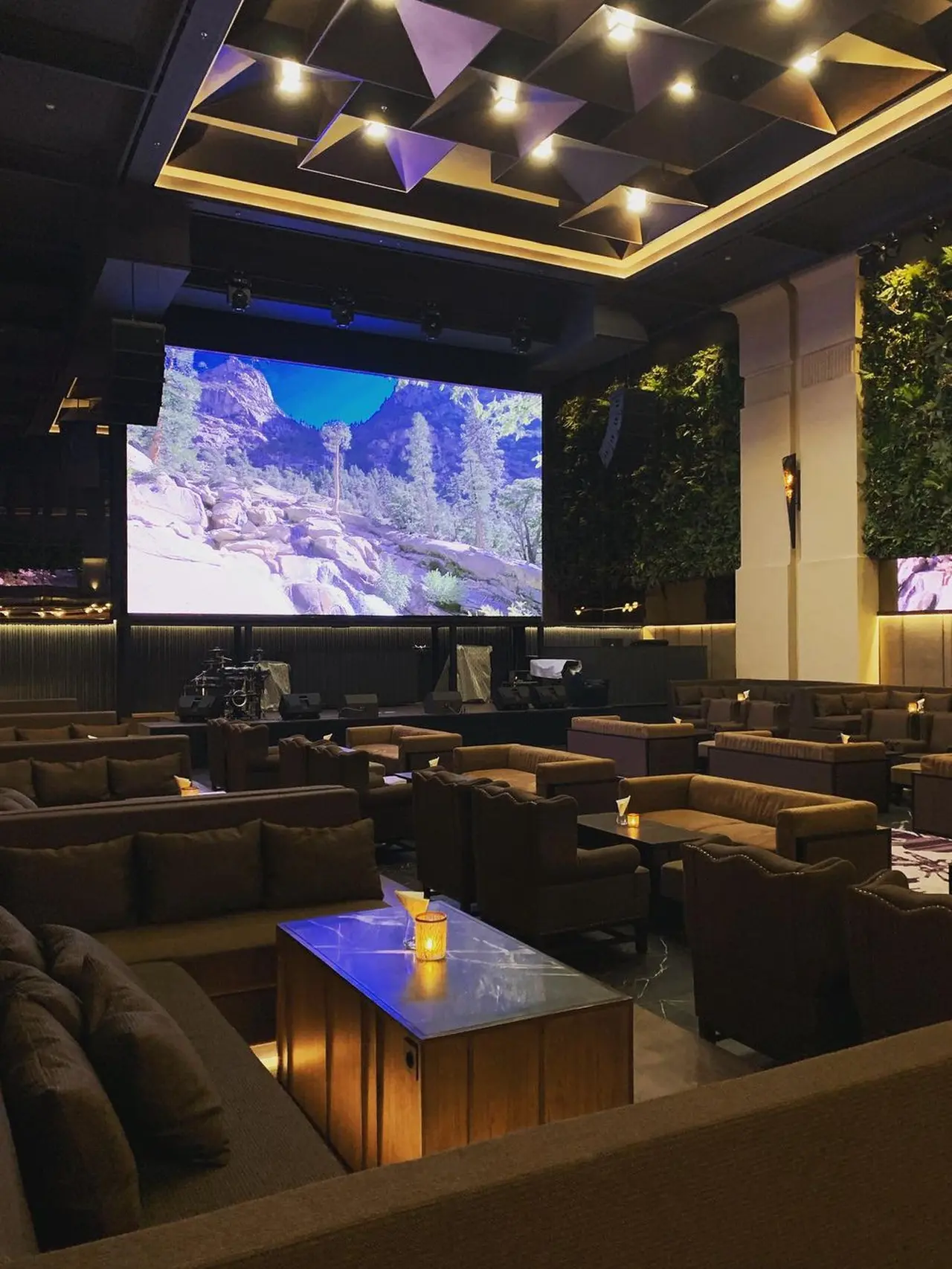 Lavva Lounge Hadirkan Padi Reborn di Hari Valentine, Euforia Romantis ...