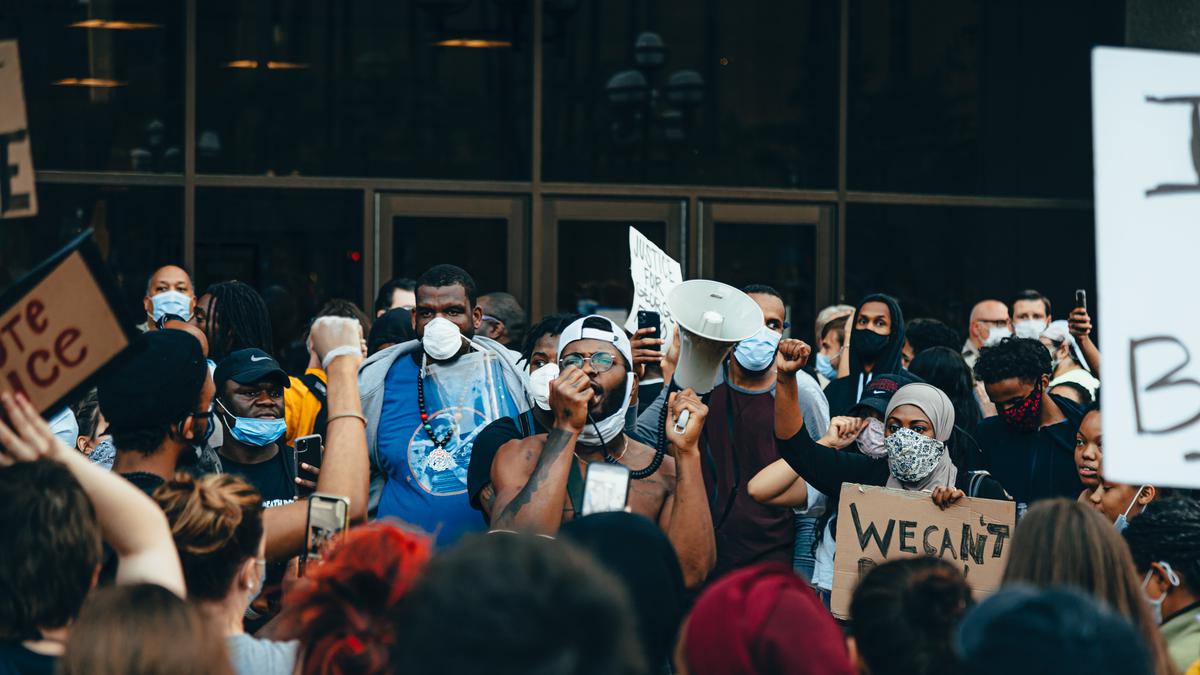 Contoh-Contoh Konflik Sosial di Indonesia