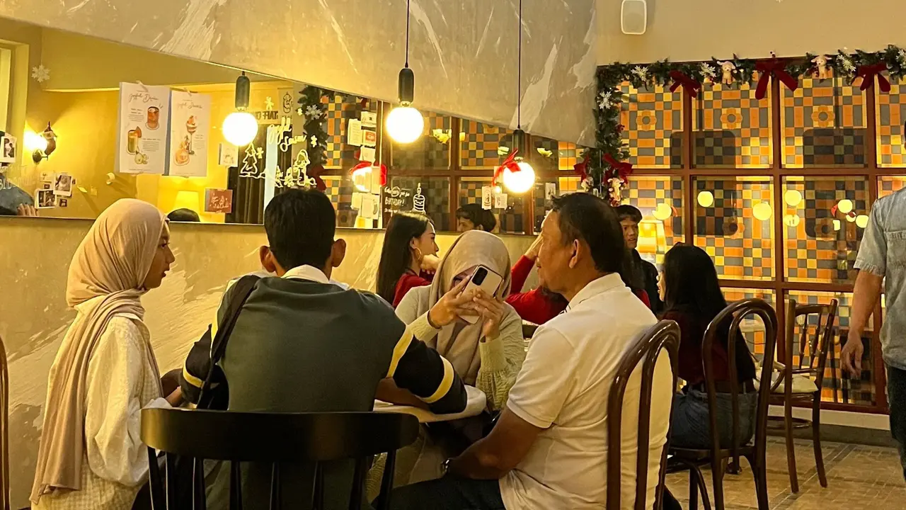 Mengenal The Deli Bakes, Cafe Dessert dengan Konsep Unik di Bandung - Regional Liputan6.com