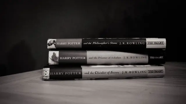 33 Kata-Kata Inspiratif J.K. Rowling, Penulis Harry Potter yang Memikat ...
