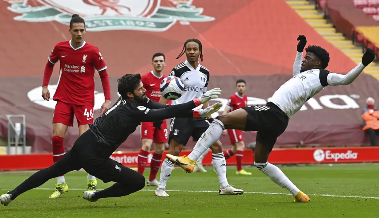 FOTO: Fulham Tumbangkan Liverpool di Anfield - Foto Liputan6.com