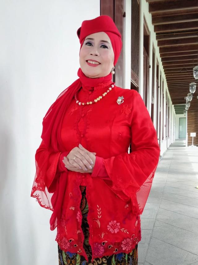 Profil Dewi Yull Penyanyi Populer Era 1990-an yang Juga Cicit Seorang ...