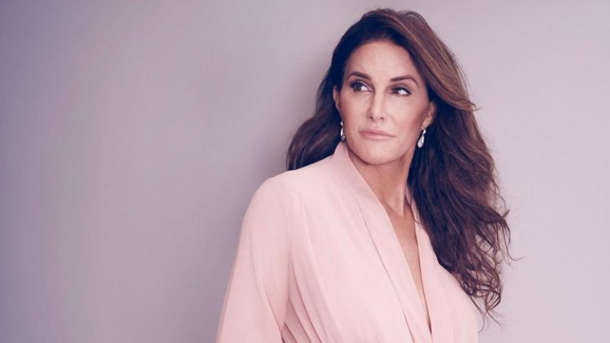 Selfie Pertama Caitlyn Jenner untuk Jadi Ratu Sosial Media
