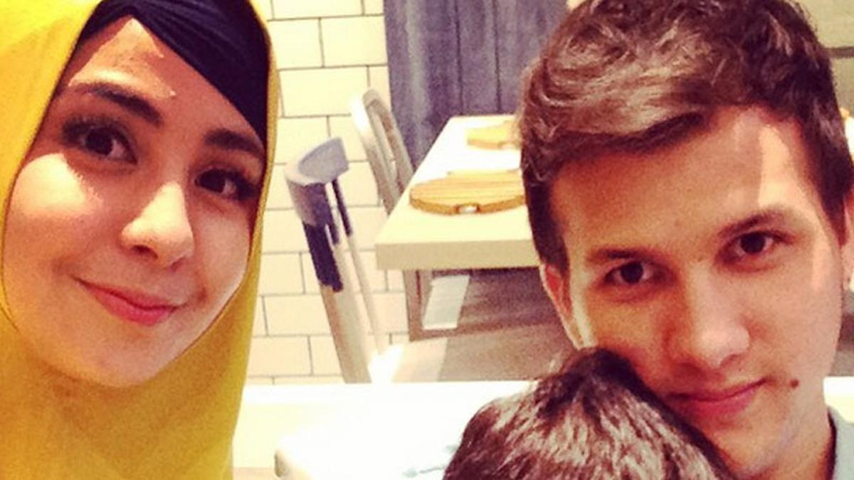 Ini yang Dibicarakan Risty Tagor dan Stuart Collin Tiap Malam - ShowBiz ...