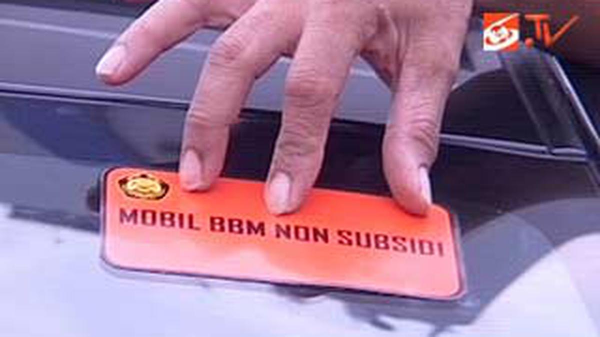 Mobil Pemerintah Pakai BBM Non Subsidi - News Liputan6.com