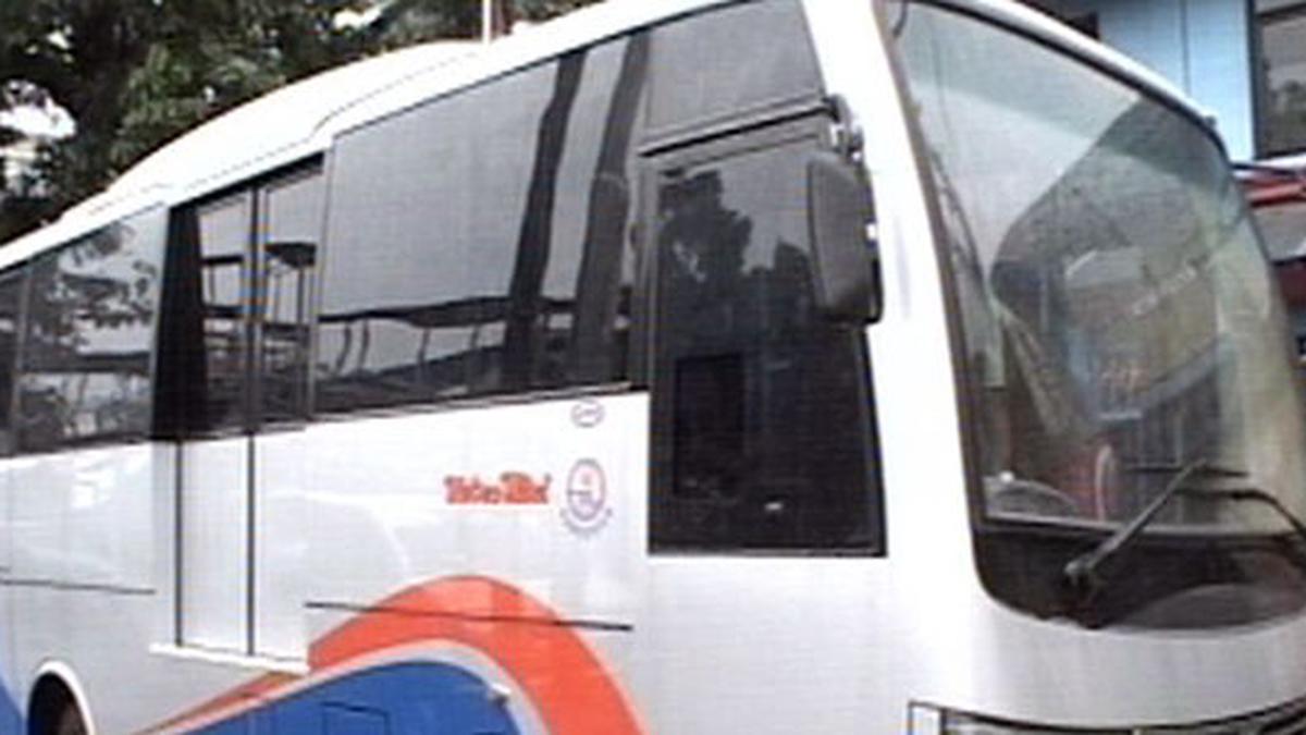 Kerennya Penampilan Metromini Baru, Segera Diluncurkan - Enam Plus ...