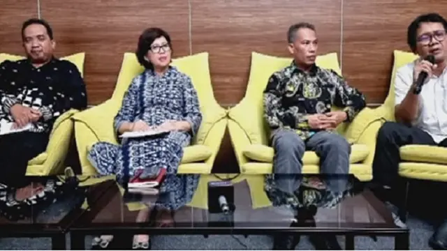 Pernyataan Resmi Rektor UGM Ova Emilia soal Keaslian Ijazah Presiden ...