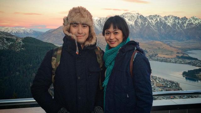 7 Potret Kompak Winky Wiryawan dan Kenes Andari, Jalani 18 Tahun ...