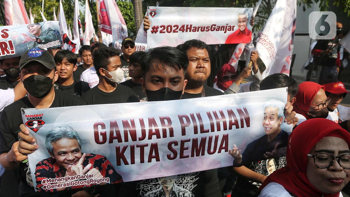 Ratusan Relawan Long March Dukungan untuk Ganjar Pranowo - Foto Liputan6.com