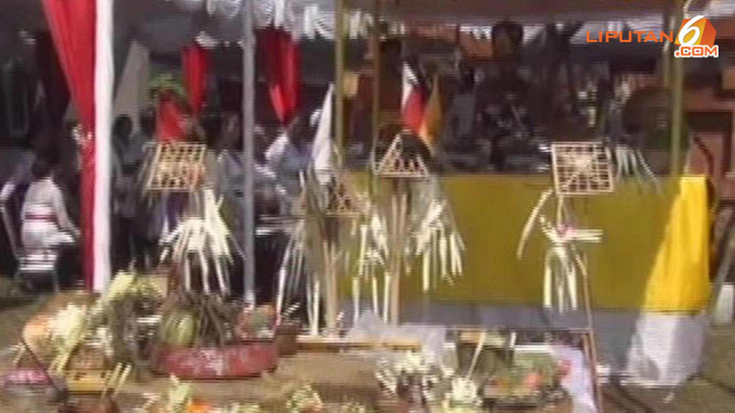 Buka Gedung Baru, Umat Hindu Bali Gelar Upacara Melaspas