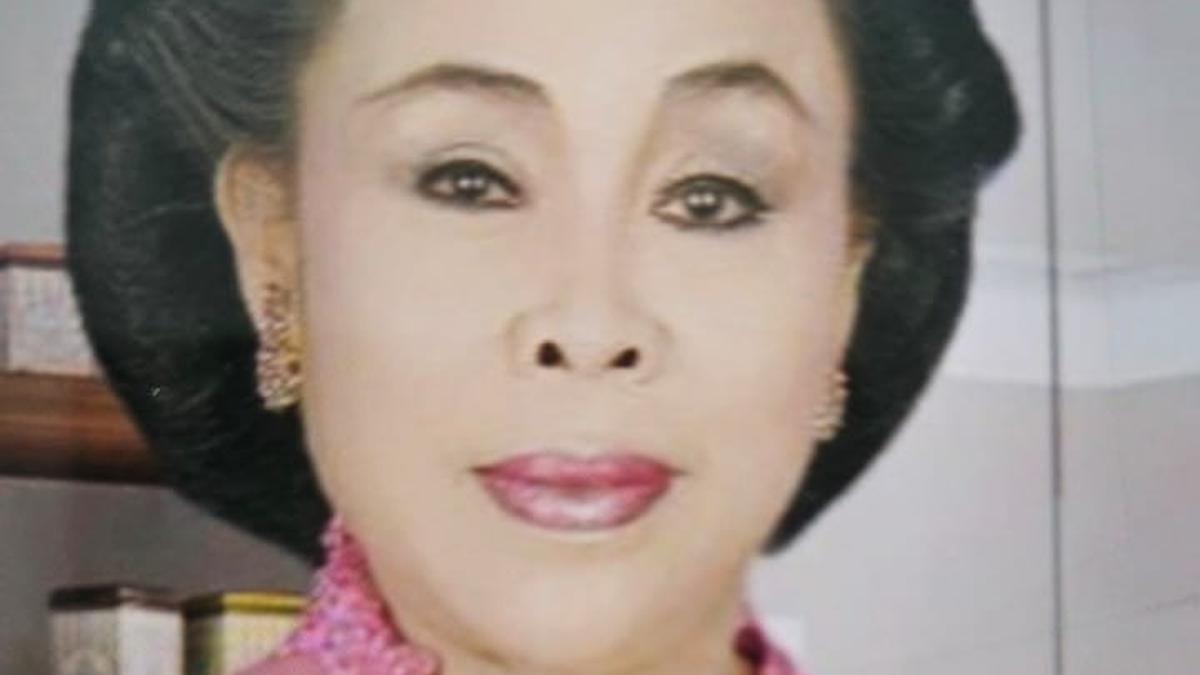 Begini Kondisi Rumah Yati Pesek, Penuh Perabotan Klasik yang Sarat Akan Makna - Entertainment ...