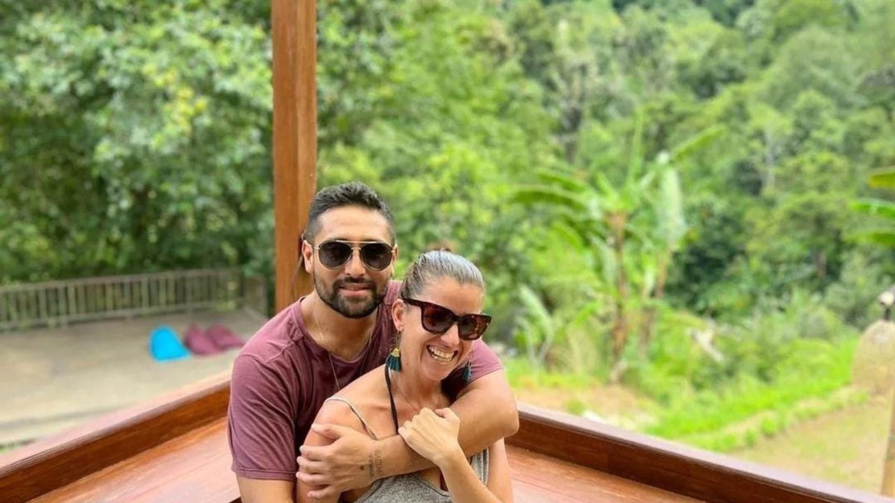 7 Potret Terbaru Gaston Castano yang Menetap di Bali, Buka Bisnis ...