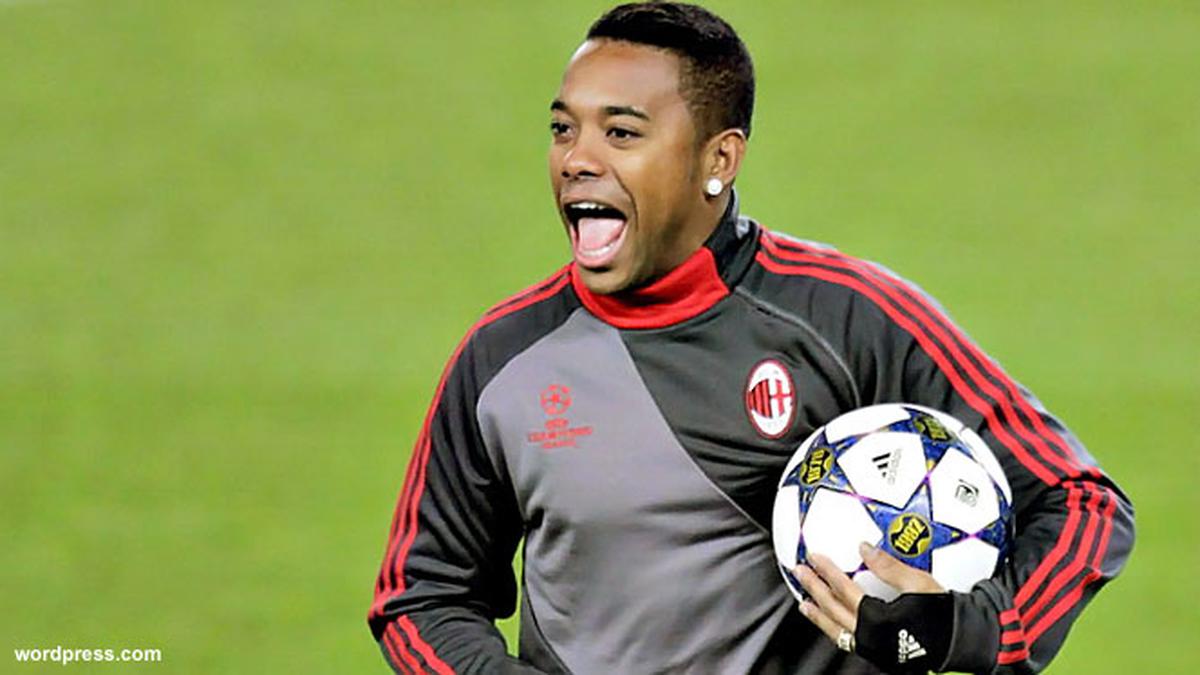 Banderol Robinho Terlalu Tinggi, Santos Tak Mampu Bawa Pulang - Bola ...