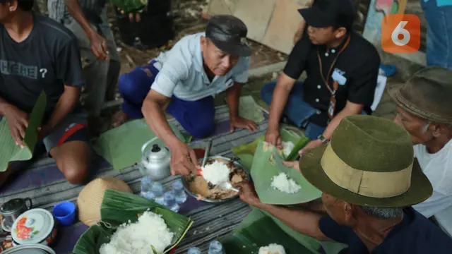Masyarakat Osing Banyuwangi Adakan Tradisi Bejik-Bejik Petilasan ...