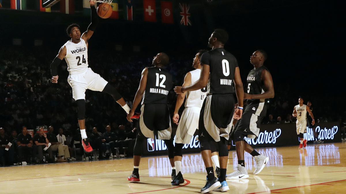 NBA: Tim Dunia Hajar Tim Afrika - Bola Liputan6.com