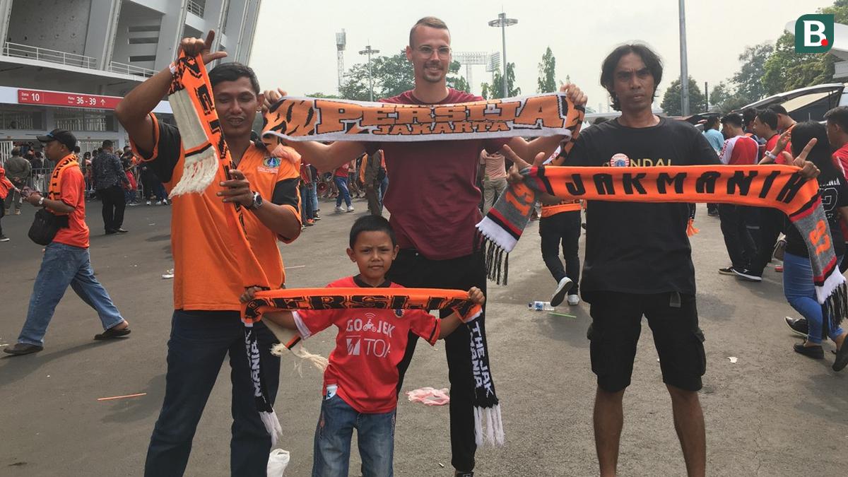 Kesan Warga Jerman Menonton Persija di SUGBK - Indonesia Bola.com