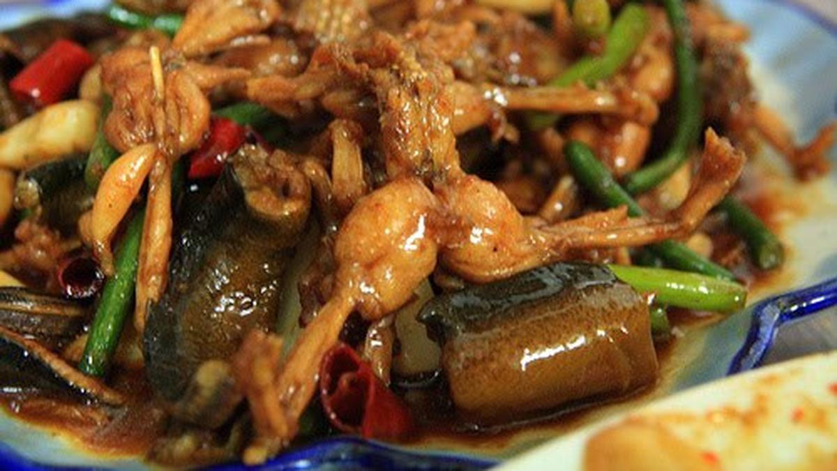 Kuliner Populer Swike, Daging Katak Hijau Halal atau Haram?