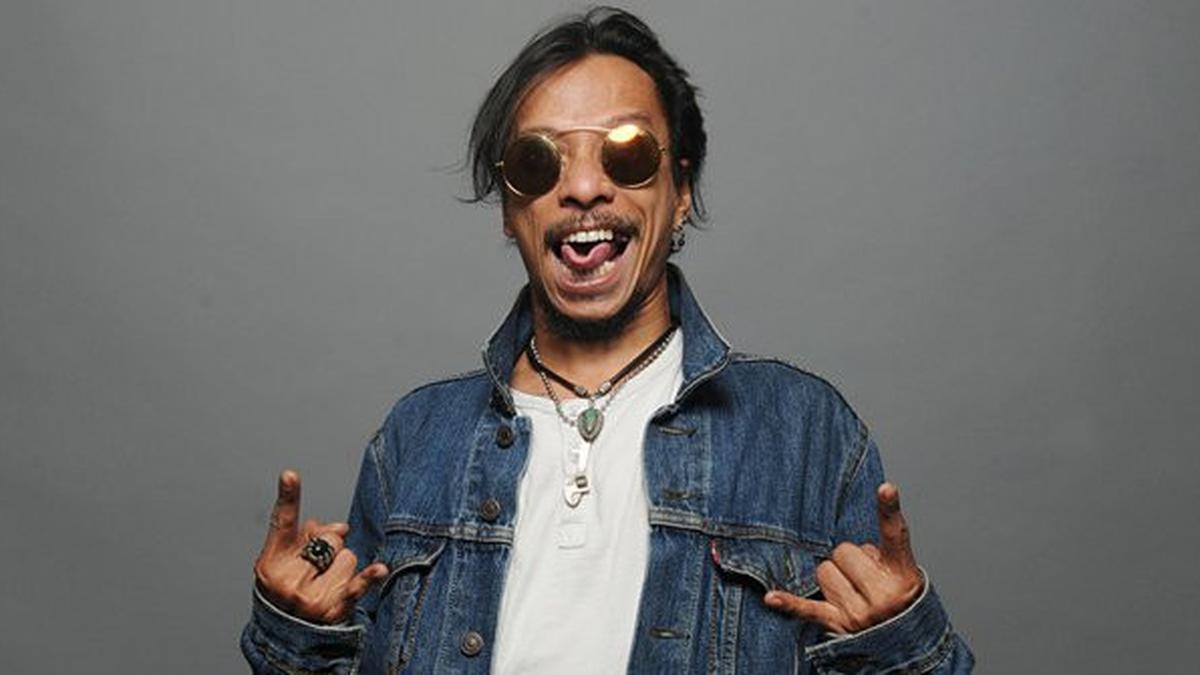 Hubert Henry Vokalis sekaligus Basis Band Boomerang Alami Pecah ...