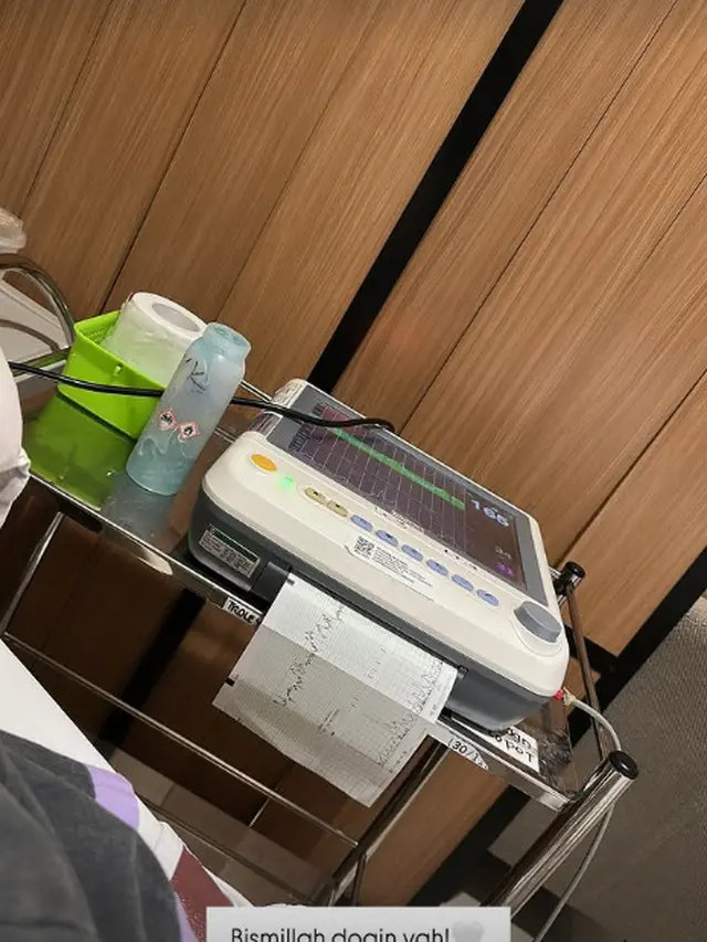 Sudah di Rumah Sakit, Ini 6 Potret Kesha Ratuliu Jelang Melahirkan Anak Ketiga - ShowBiz ...