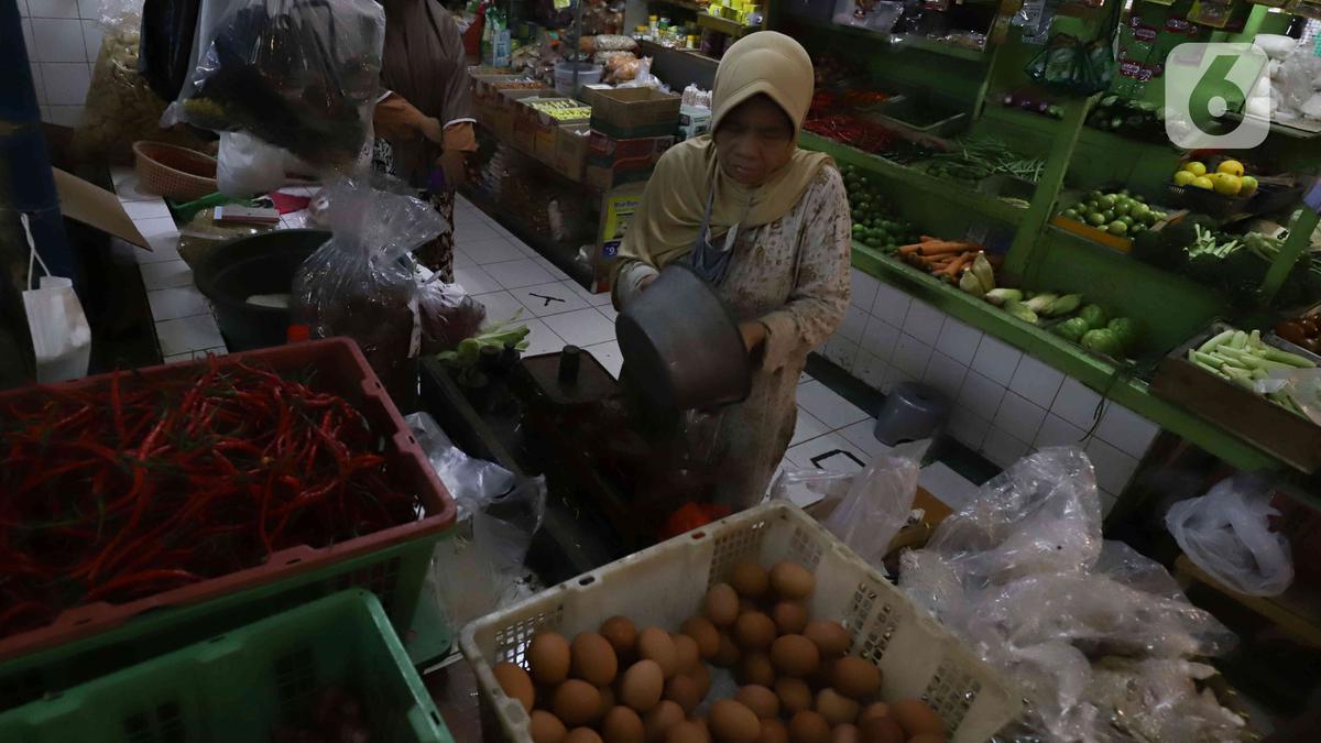 Harga Bahan Pokok Merangkak Naik Jelang Natal dan Tahun Baru 2023 - Foto Liputan6.com